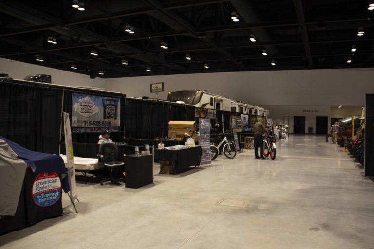 Green Bay RV & Camping Expo Gallery - Blue Green Events